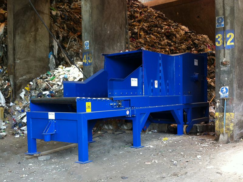 Bale opener - debaling of all kinds of wrapped bales